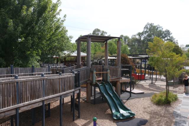Wodonga Council — Belvoir Park playground